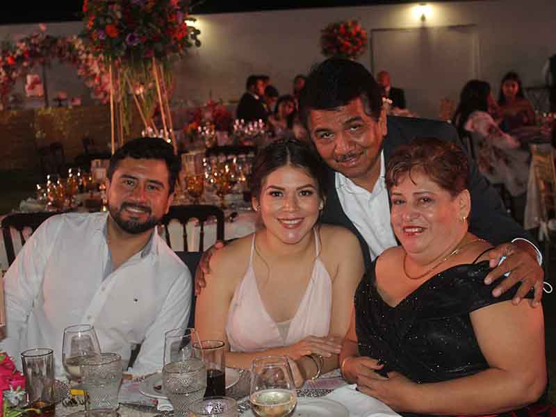 Paola & Eduardo - Diario de Chiapas