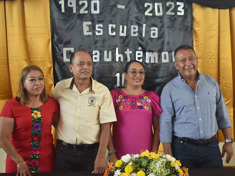 Escuela de Ocosingo cumple 103 años - Diario de Chiapas