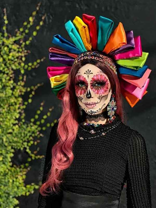 Coloridas catrinas y catrines - Diario de Chiapas