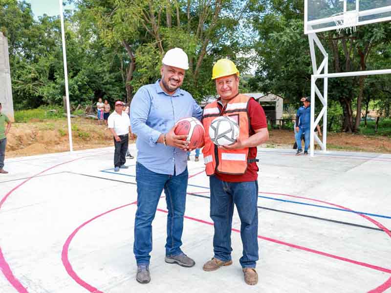 Anuncia la terminación de casa ejidal - Diario de Chiapas