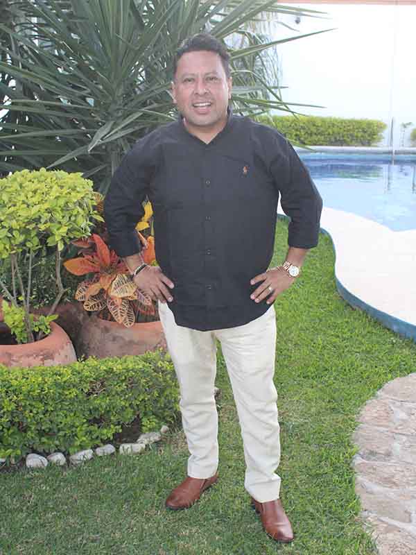 ¡Viva el cumpleañero! - Diario de Chiapas