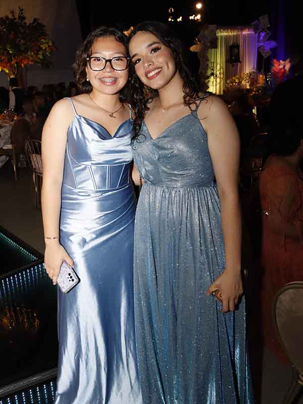 Sofía Palacios celebró XV años de vida - Diario de Chiapas