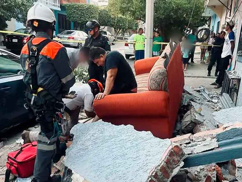 Colapso de balcón en Tuxtla deja dos heridos - Diario de Chiapas