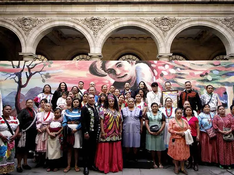 Del Derecho positivo a la Justicia Pluricultural: Un dialogo ...